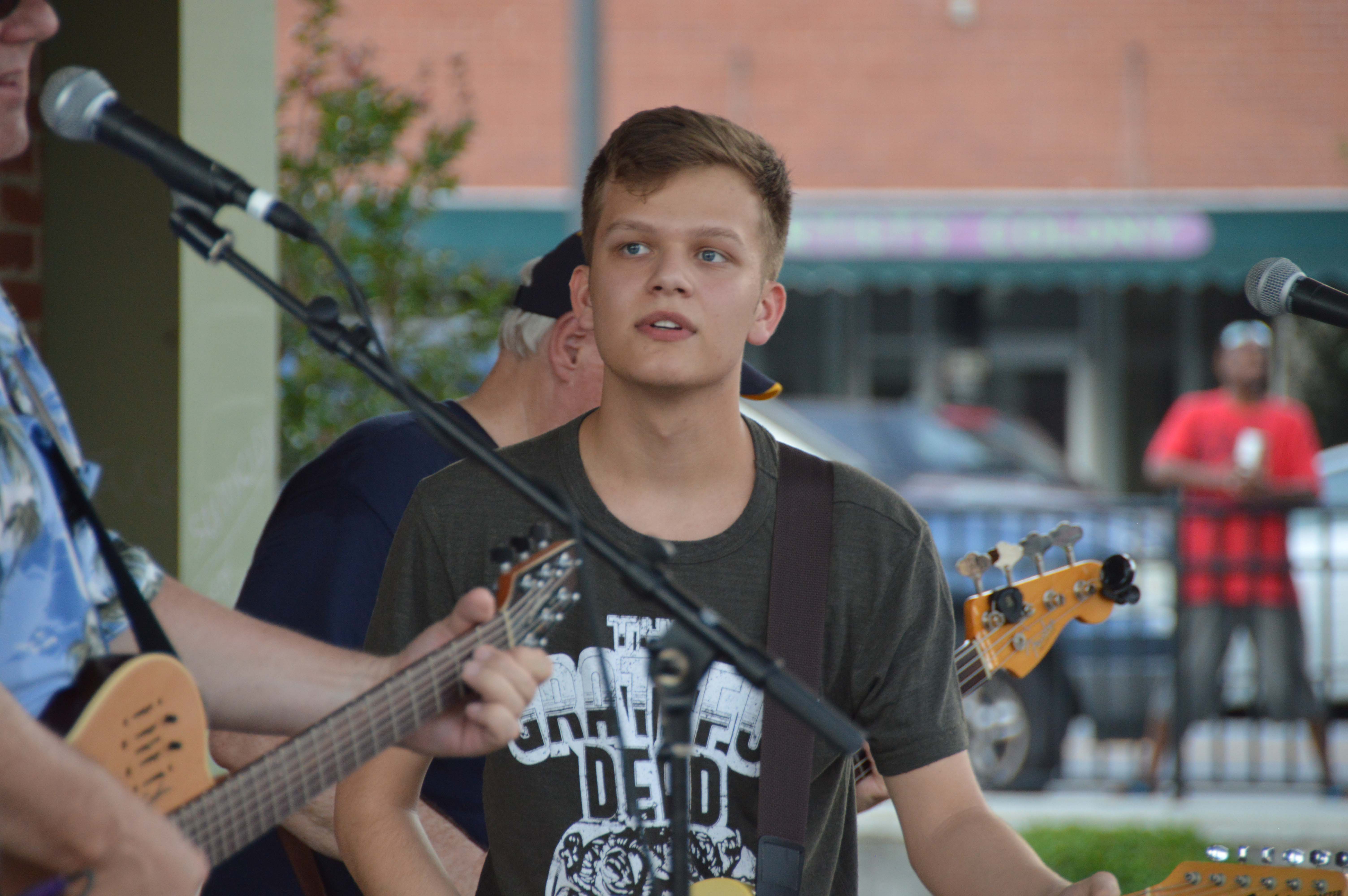 Photos: Britton joins the band in downtown’s Function at the Junction ...